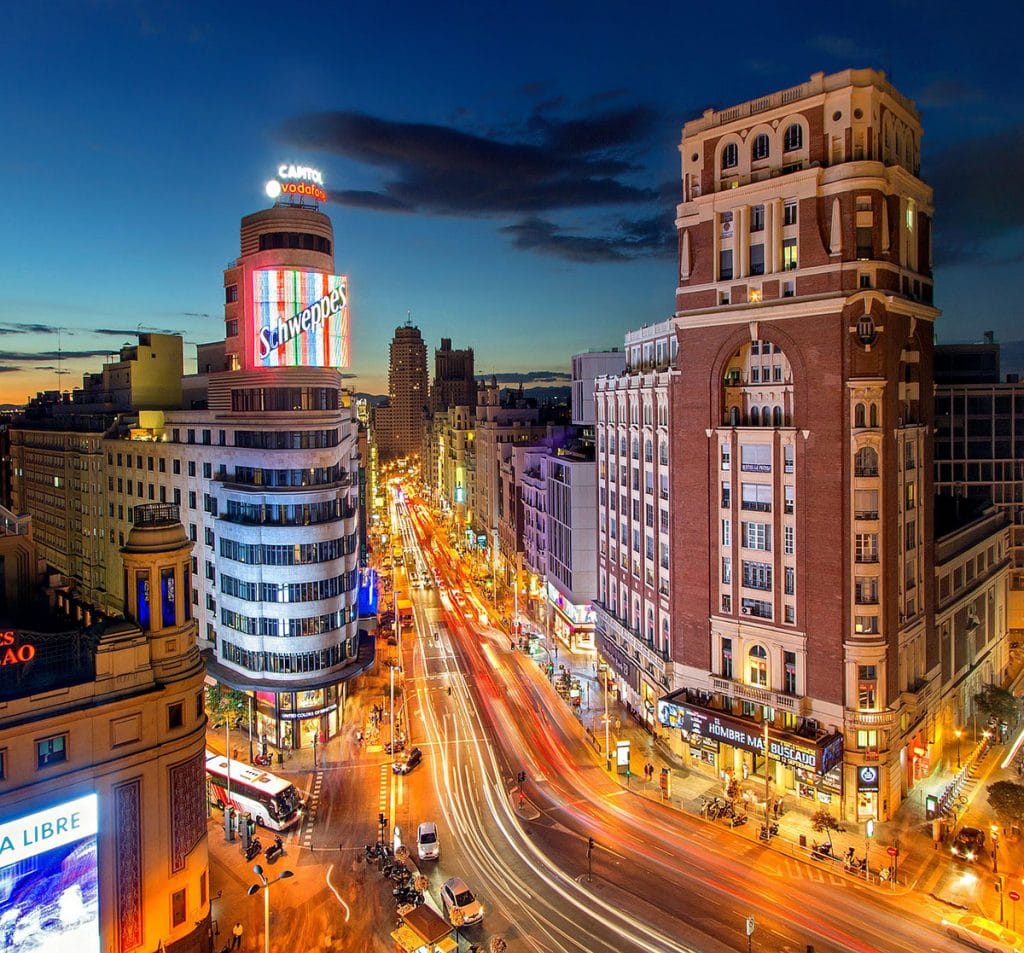 Gran Via in Madrid - ontdekt het Spaanse Broadway - OverMadrid